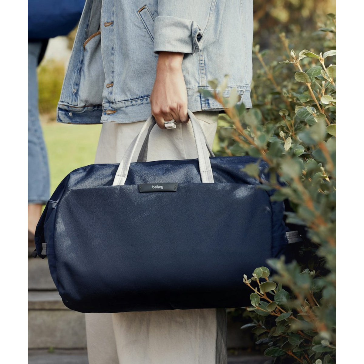 Crossing Invi – The Planet Traveller