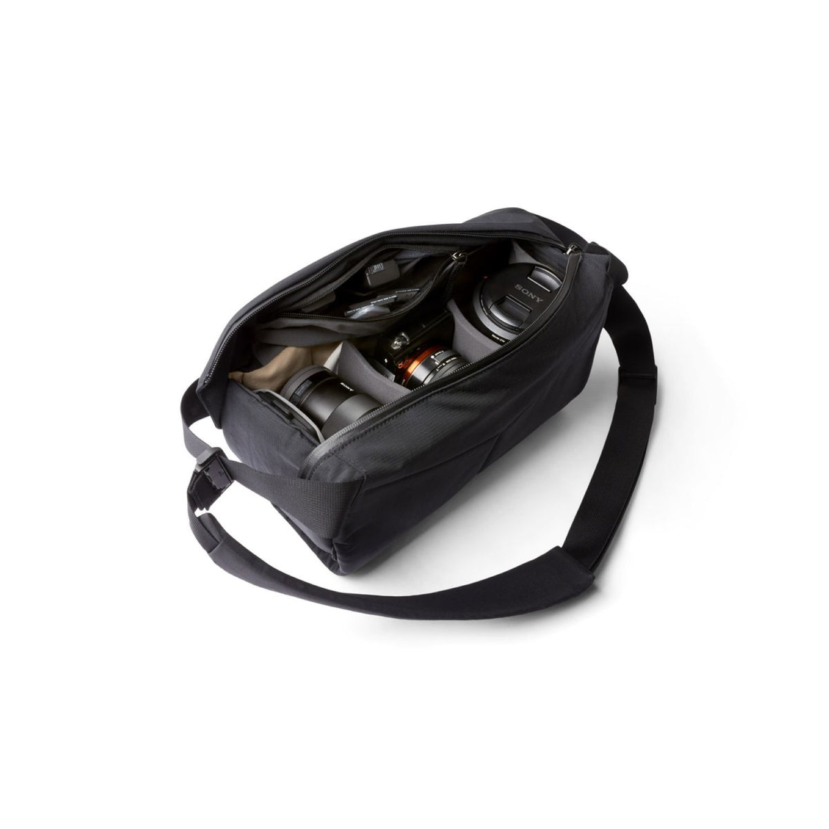 Bellroy Venture Sling 10L (Camera Edition) - Black – The Planet Traveller