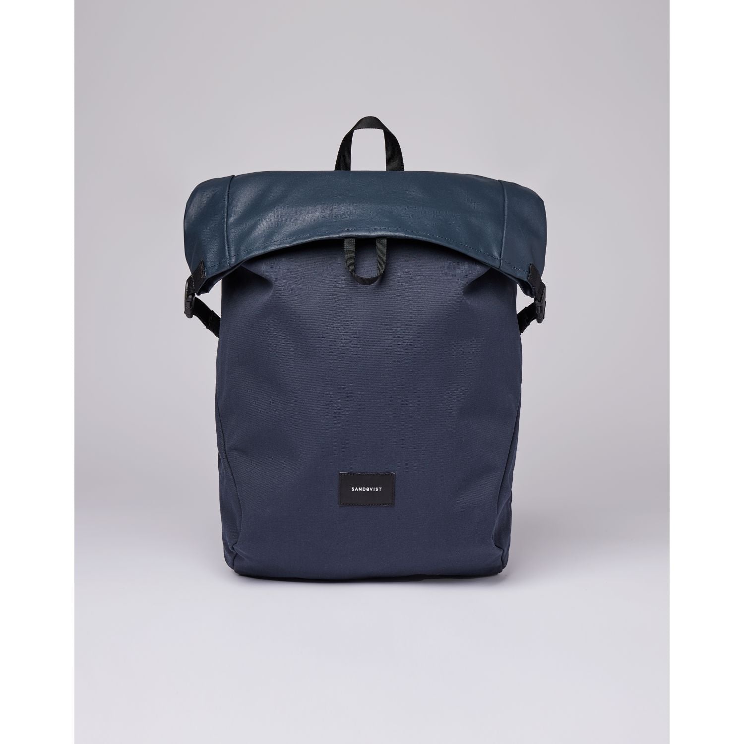 Sandqvist Alfred Backpack - Navy W/ Black Webbing – The Planet Traveller