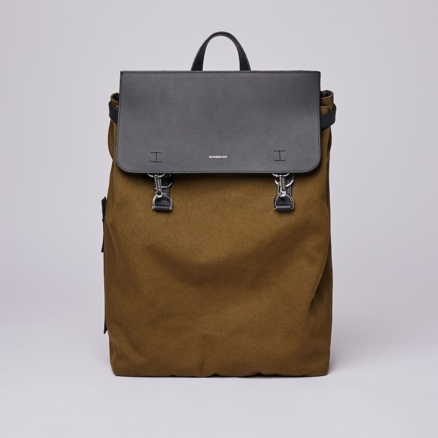 Sandqvist Hege Metal Hook Backpack - Olive – The Planet Traveller